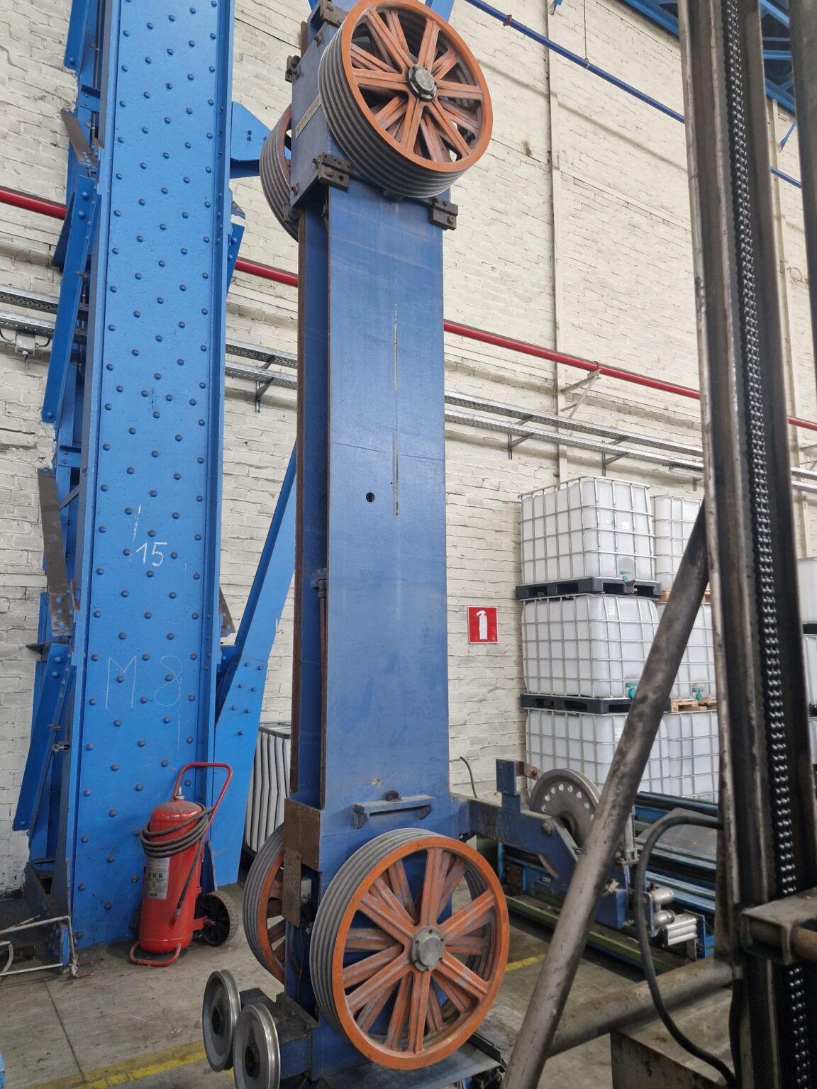 TECALSA 60 meter Pneumatic Vertical Accumulator - Indusma